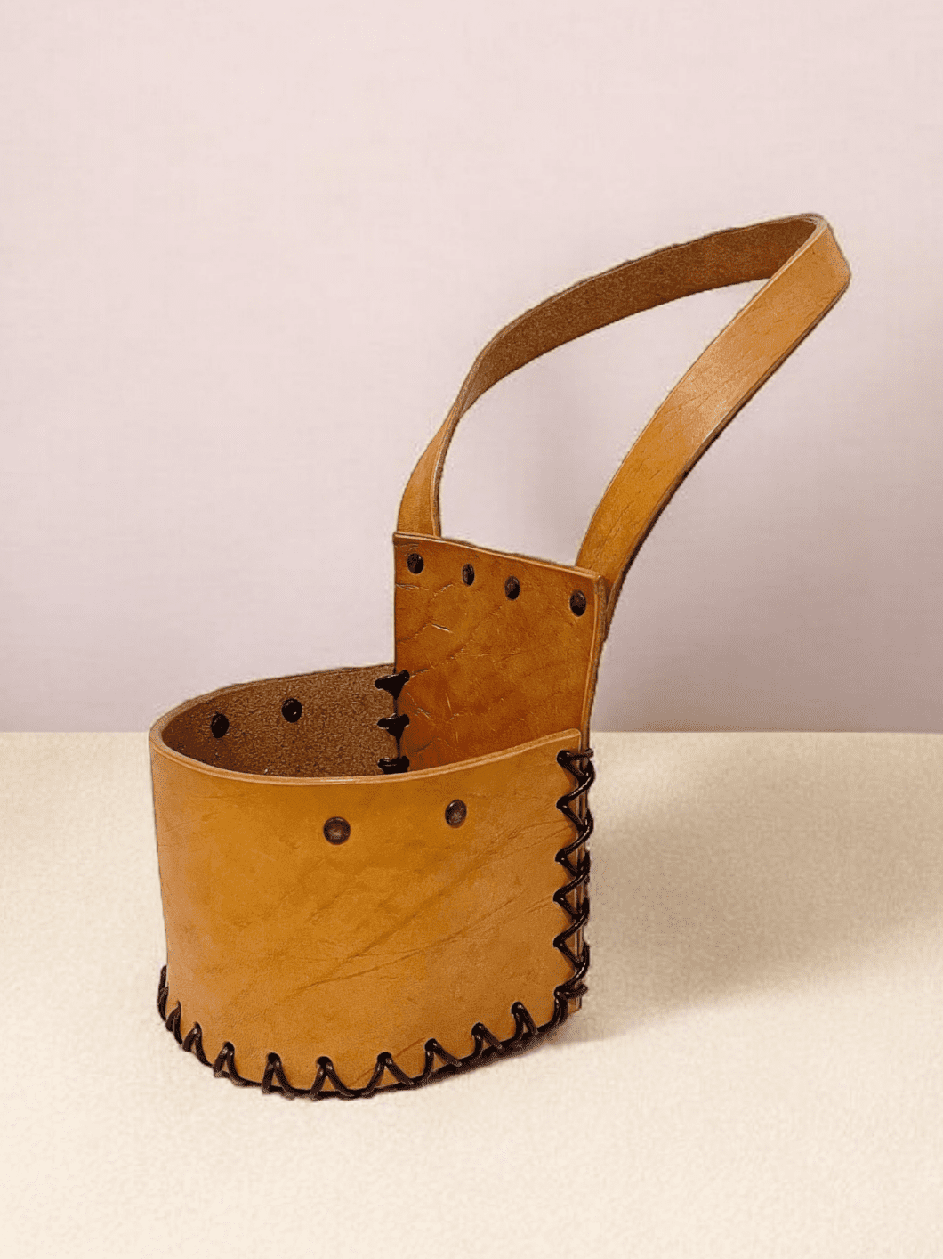 Porta Mate Auto Camel – Premium Leather | Mate Chamamé